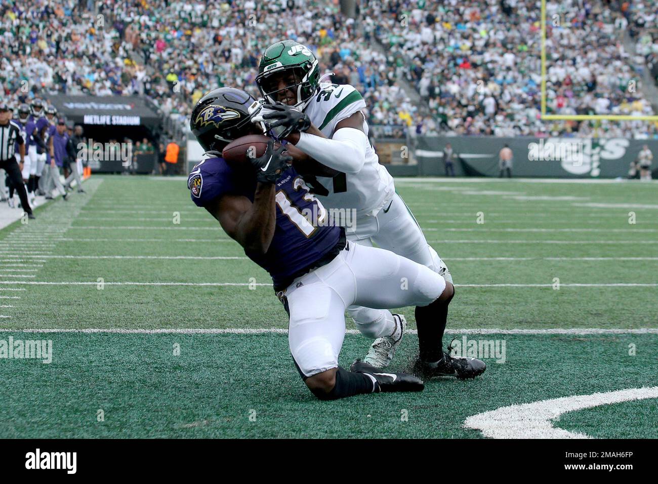 Baltimore Ravens wide receiver Devin Duvernay (13) in action against ...