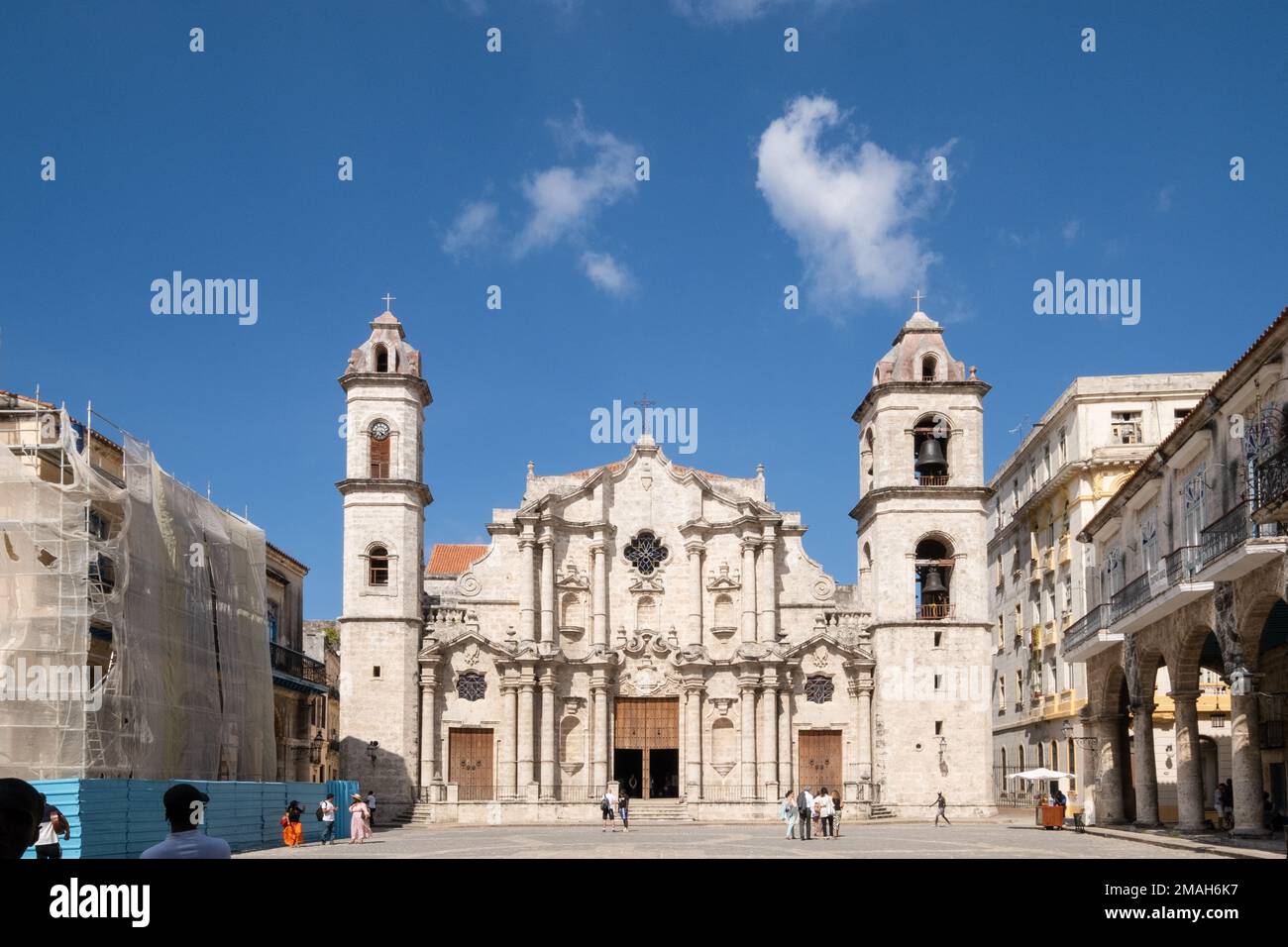 Havana Cathedral (Catedral de San Cristóbal), Havana, Cuba Stock Photo ...
