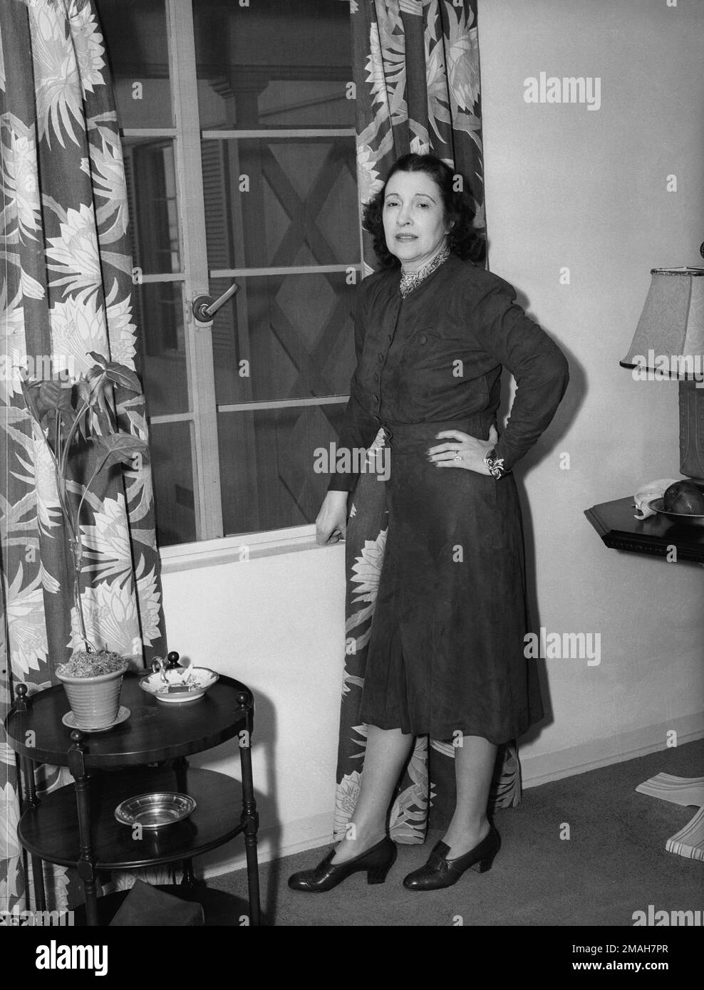 Maria "Ria" Gable, estranged wife of movie star Clark Gable, stands by ...
