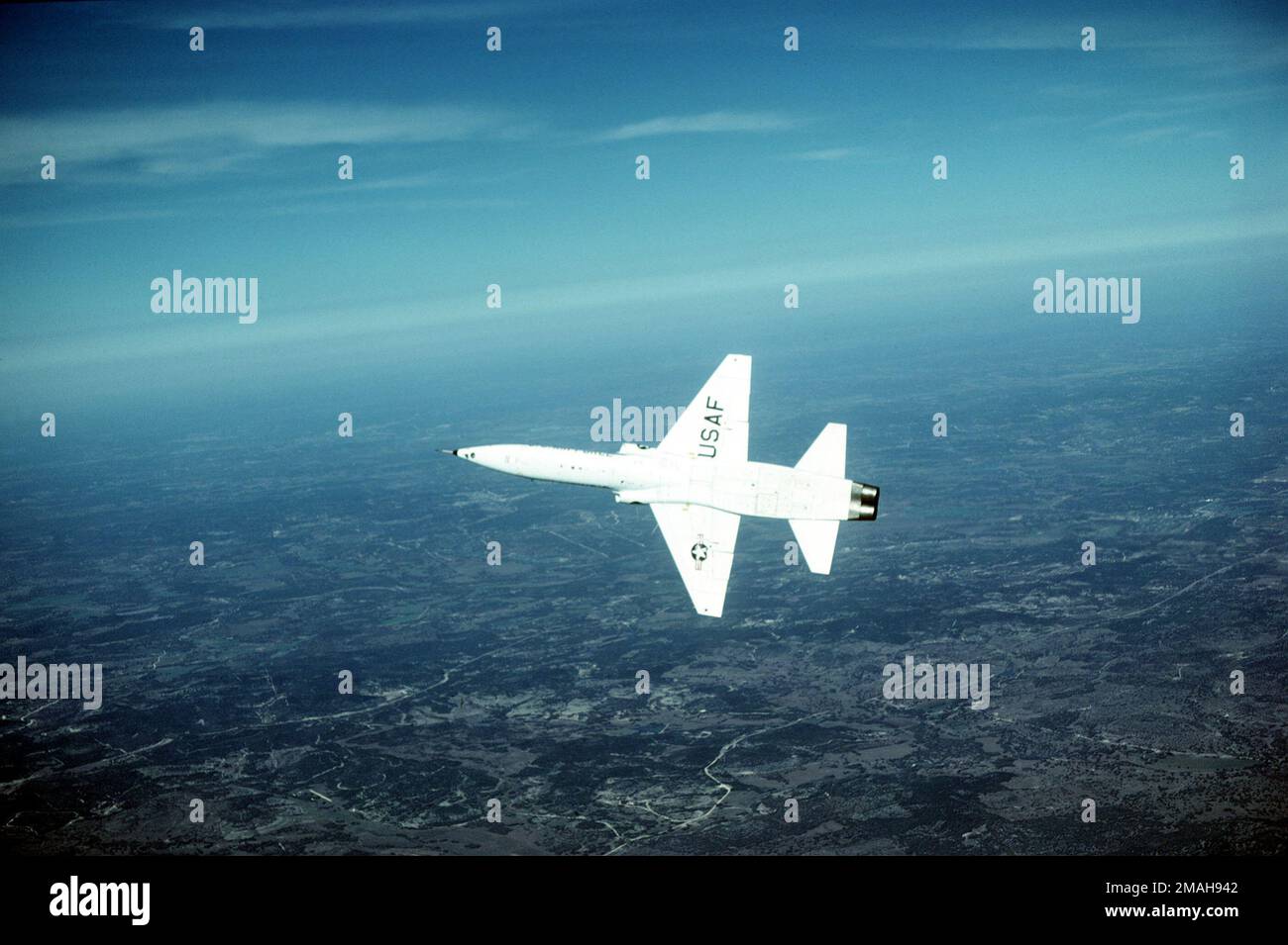 A T-38 Talon aircraft of the 560th Flying Training Squadron ...