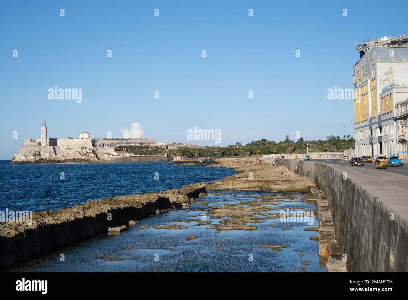 Faro Castillo del Morro, Lighthouse of the El Morro Castle, Castillo de ...