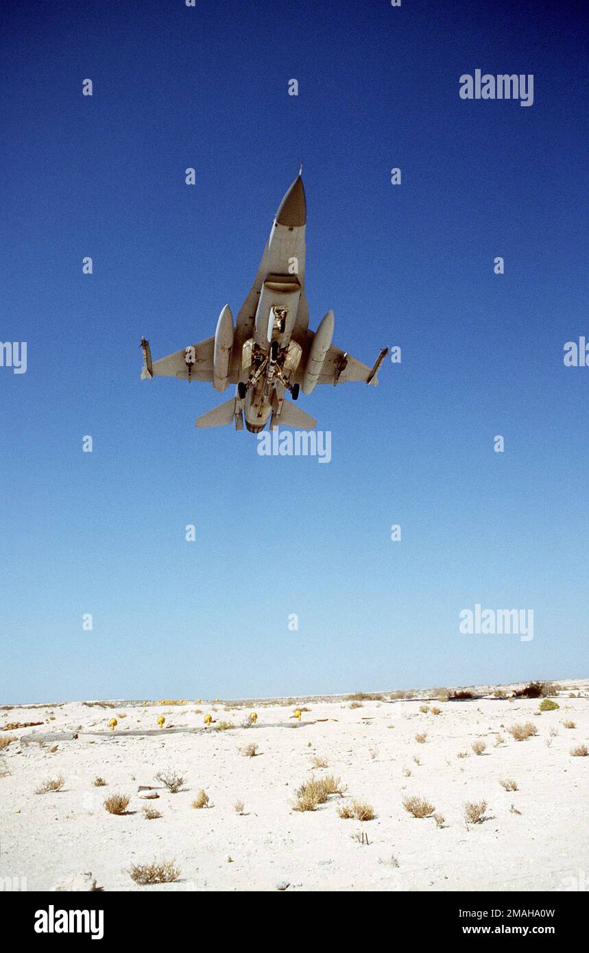An F-16 Fighting Falcon armed with AIM-9 Sidewinder missiles takes off ...