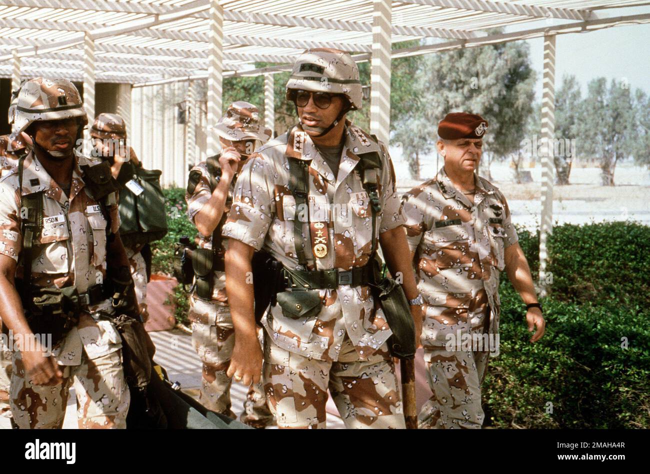 CAPT. Rodney Anderson, left, and LT. GEN. Gary Luck, XVIII Airborne ...