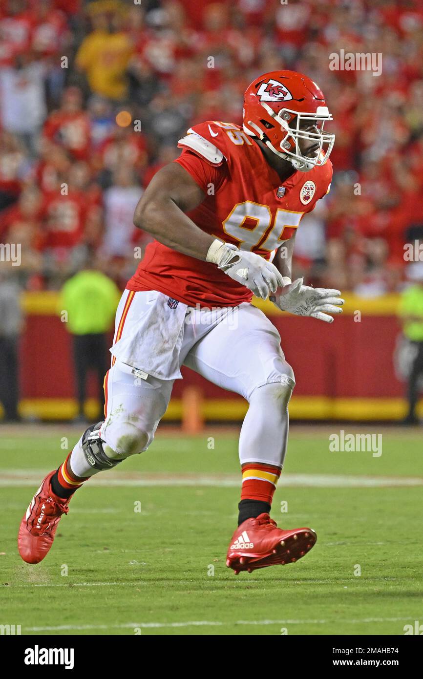Kansas City Chiefs defensive tackle Chris Jones (95) rushes on defense ...