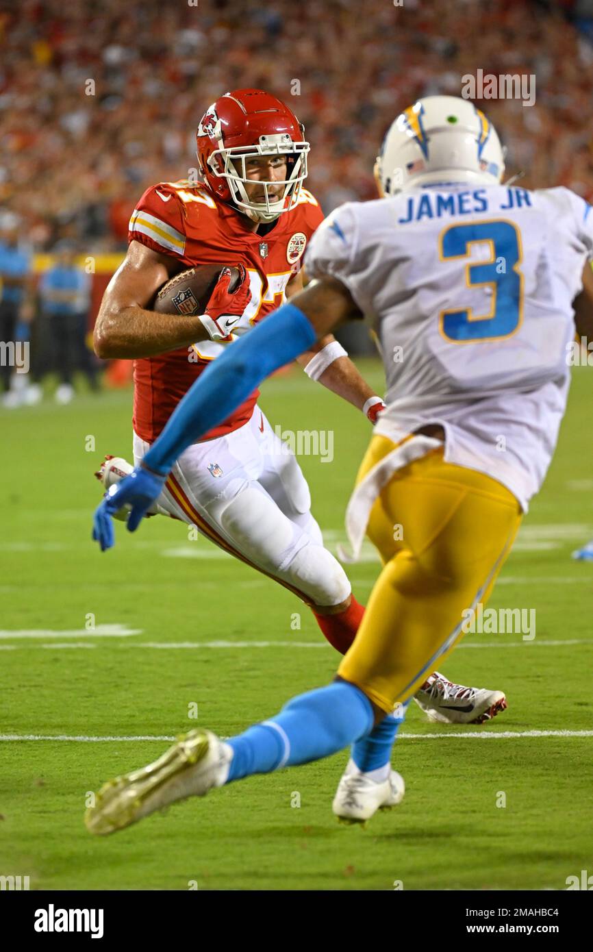Kansas City Chiefs tight end Travis Kelce (87) tries to get past Los Angeles Chargers safety ...