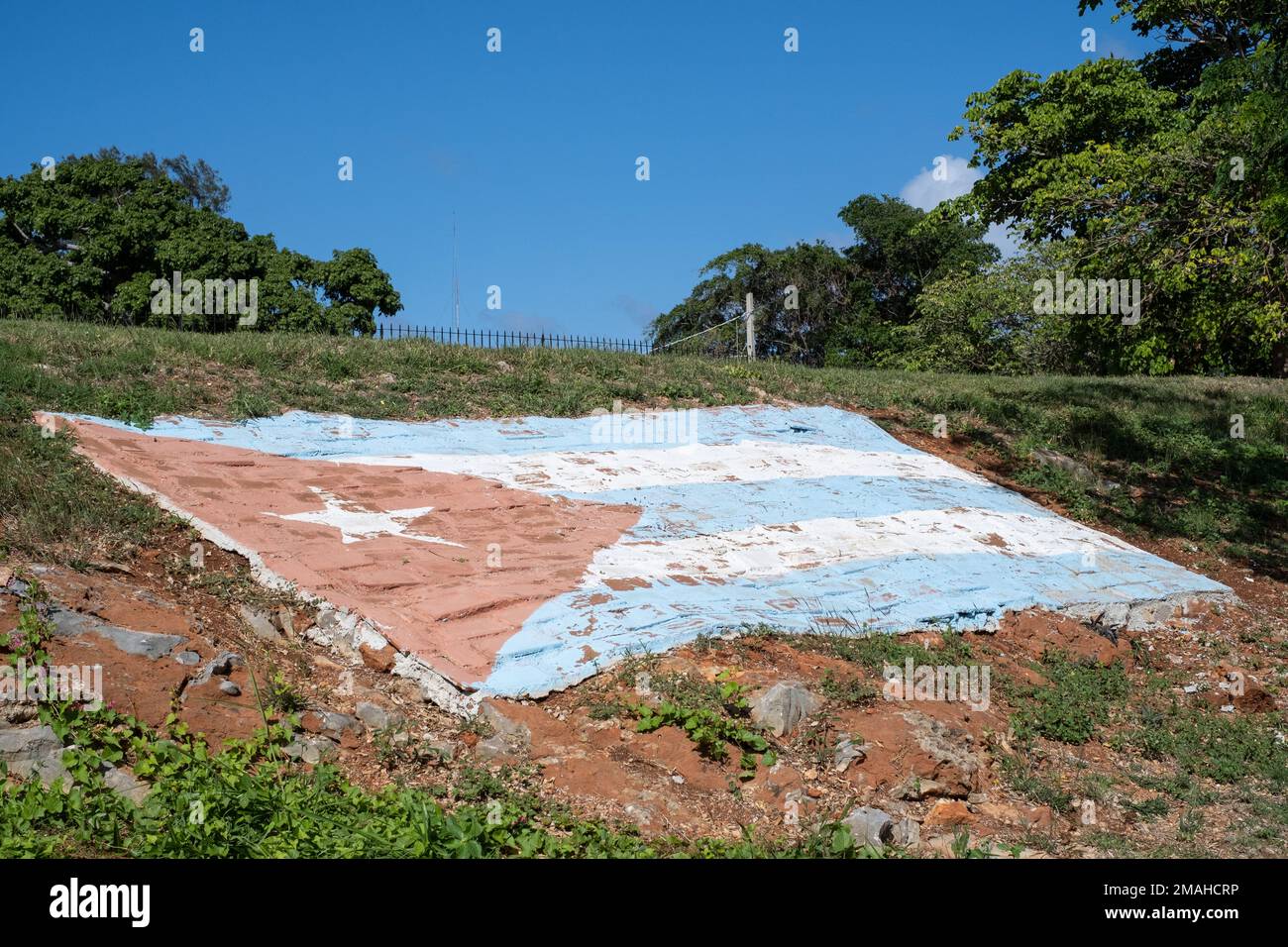 Cuban flag on mural hi-res stock photography and images - Alamy