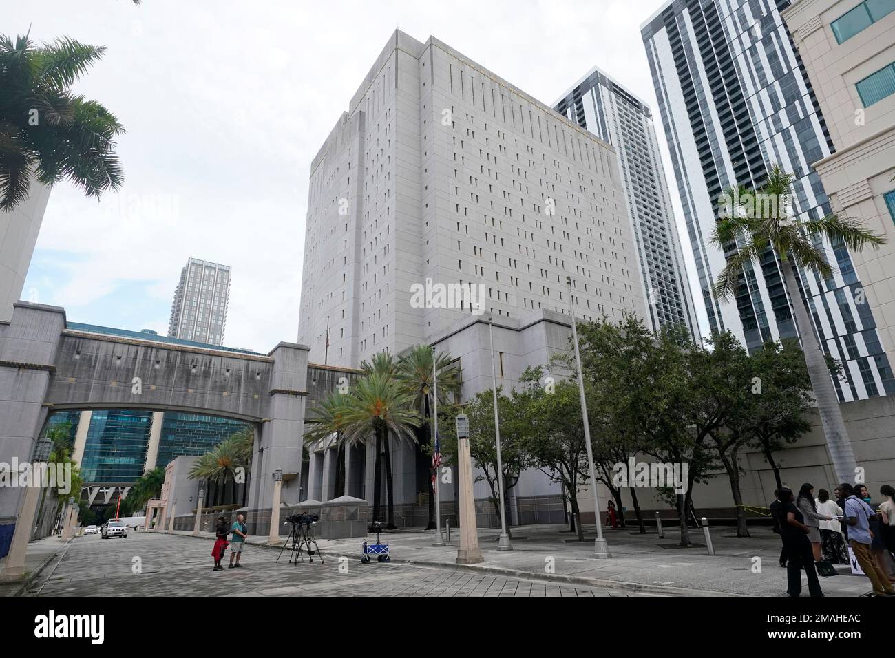 The Federal Detention Center is shown, Thursday, Sept. 15, 2022, in ...