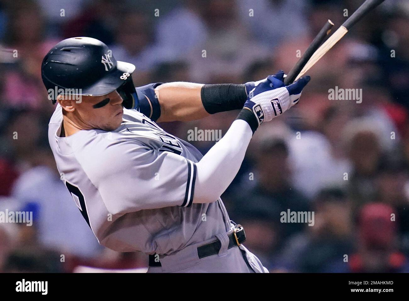 New York Yankees' Aaron Judge breaks his bat on a single during the ...