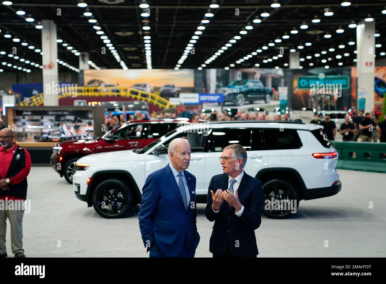 President Joe Biden speaks with Carlos Tavares, CEO of Stellantis ...