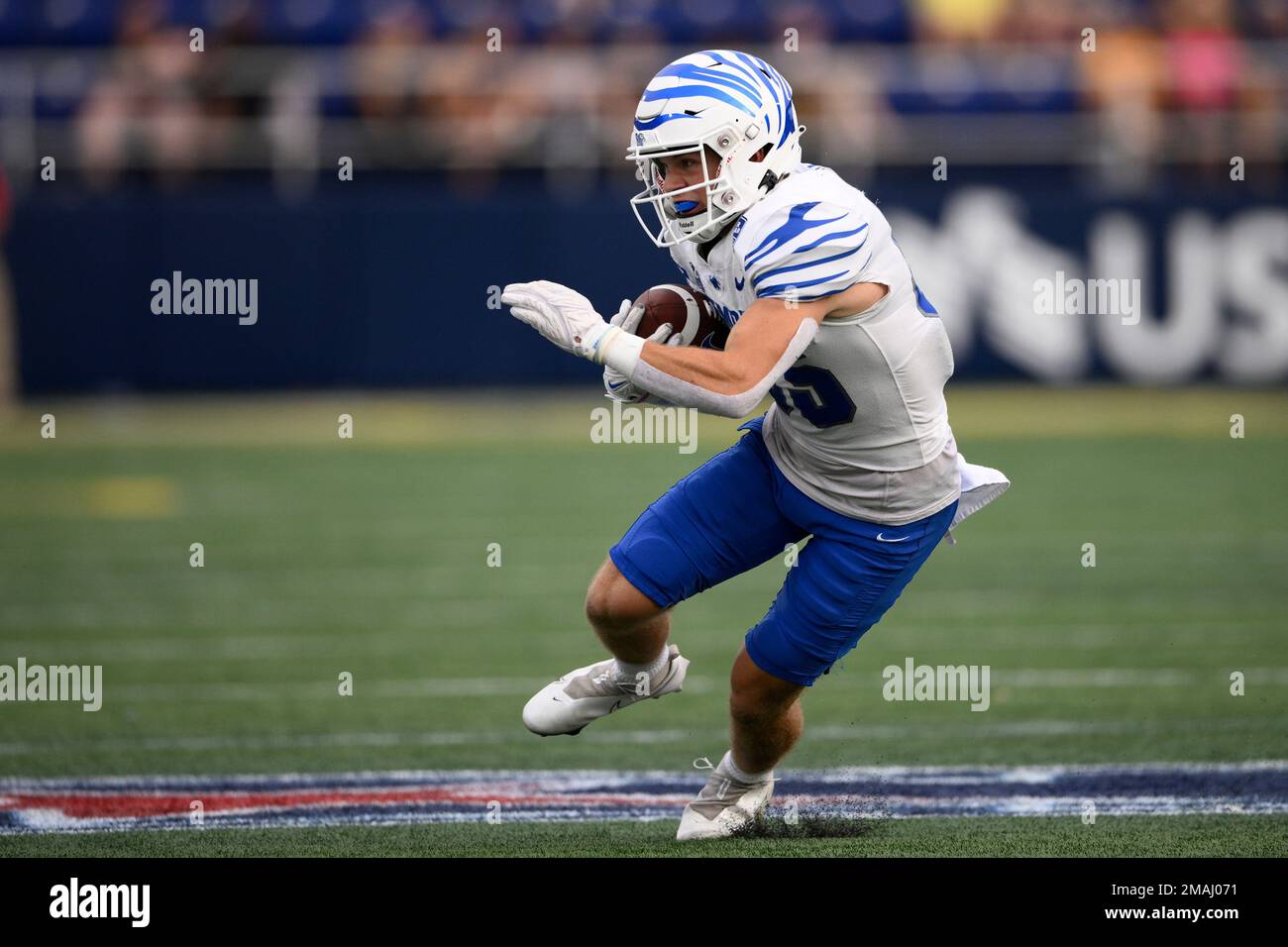 Memphis wide receiver Koby Drake (85) in action during the second half ...