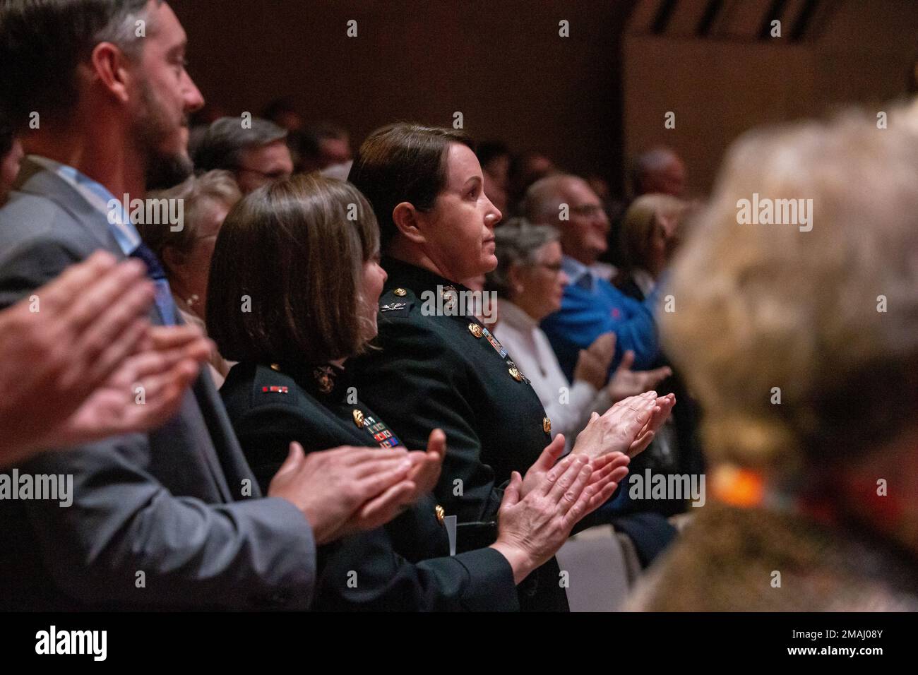 Col de la division hi-res stock photography and images - Alamy