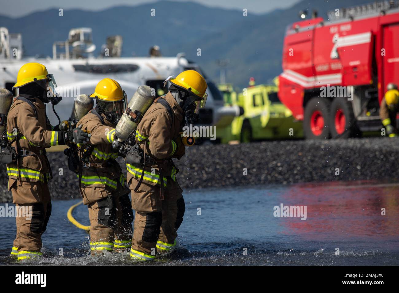 Aircraft rescue and firefighting arff hi-res stock photography and ...