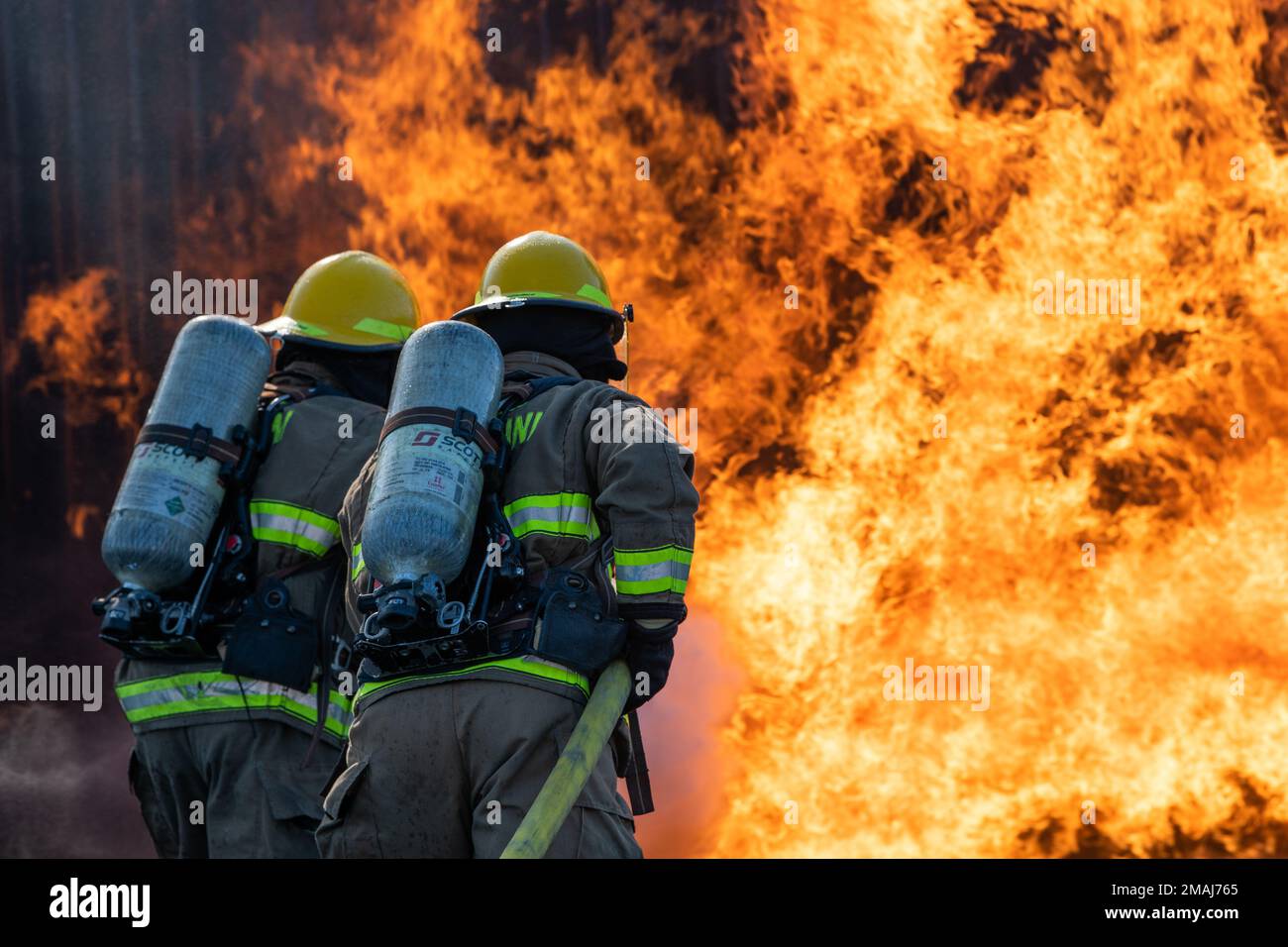 Aircraft rescue and firefighting Marines with Headquarters and ...