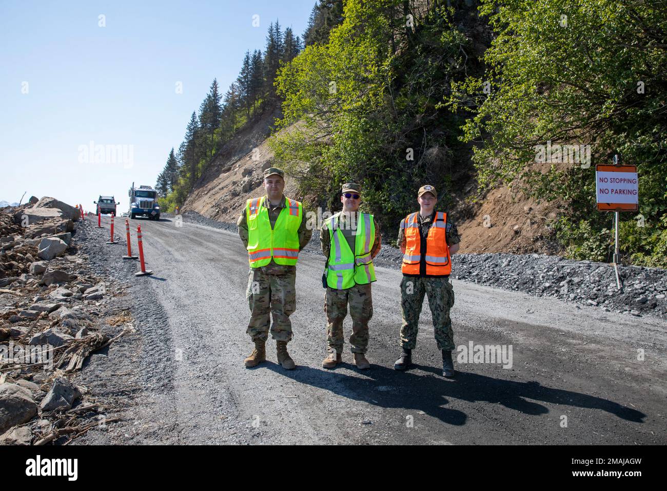 From the left, Pvt. Michael Mondrell and Pfc. Mulcahy-Hill, both with ...