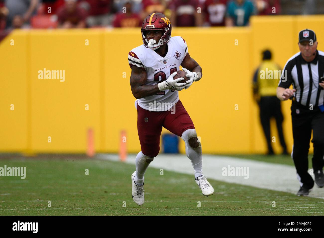 Washington Commanders running back Antonio Gibson (24) in action during ...