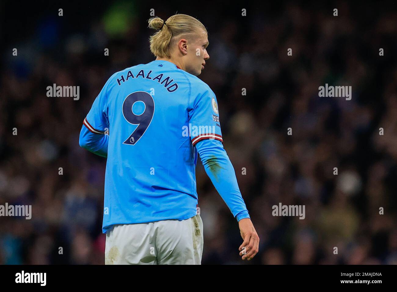 The back of Erling Håland #9 of Manchester City shirt during the ...