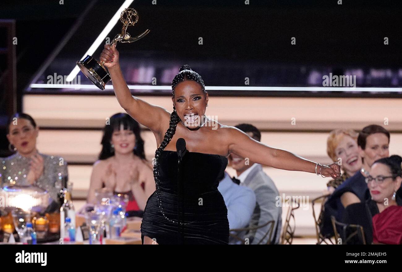 Sheryl Lee Ralph accepts the Emmy for outstanding supporting actress in ...