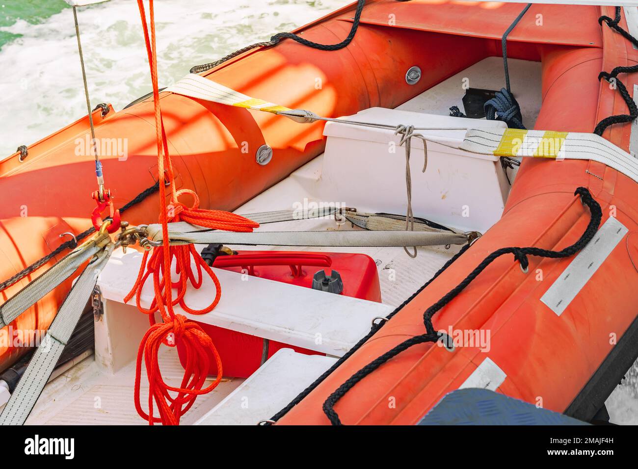 Details of an operational lifeboat Stock Photo - Alamy