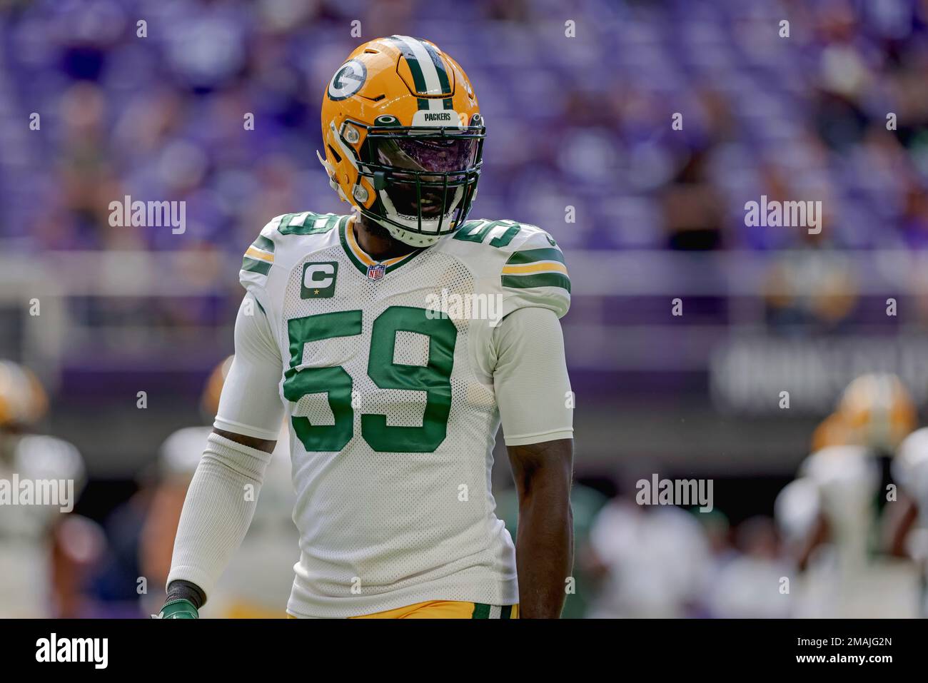 Green Bay Packers linebacker De'Vondre Campbell (59) warms up prior to ...