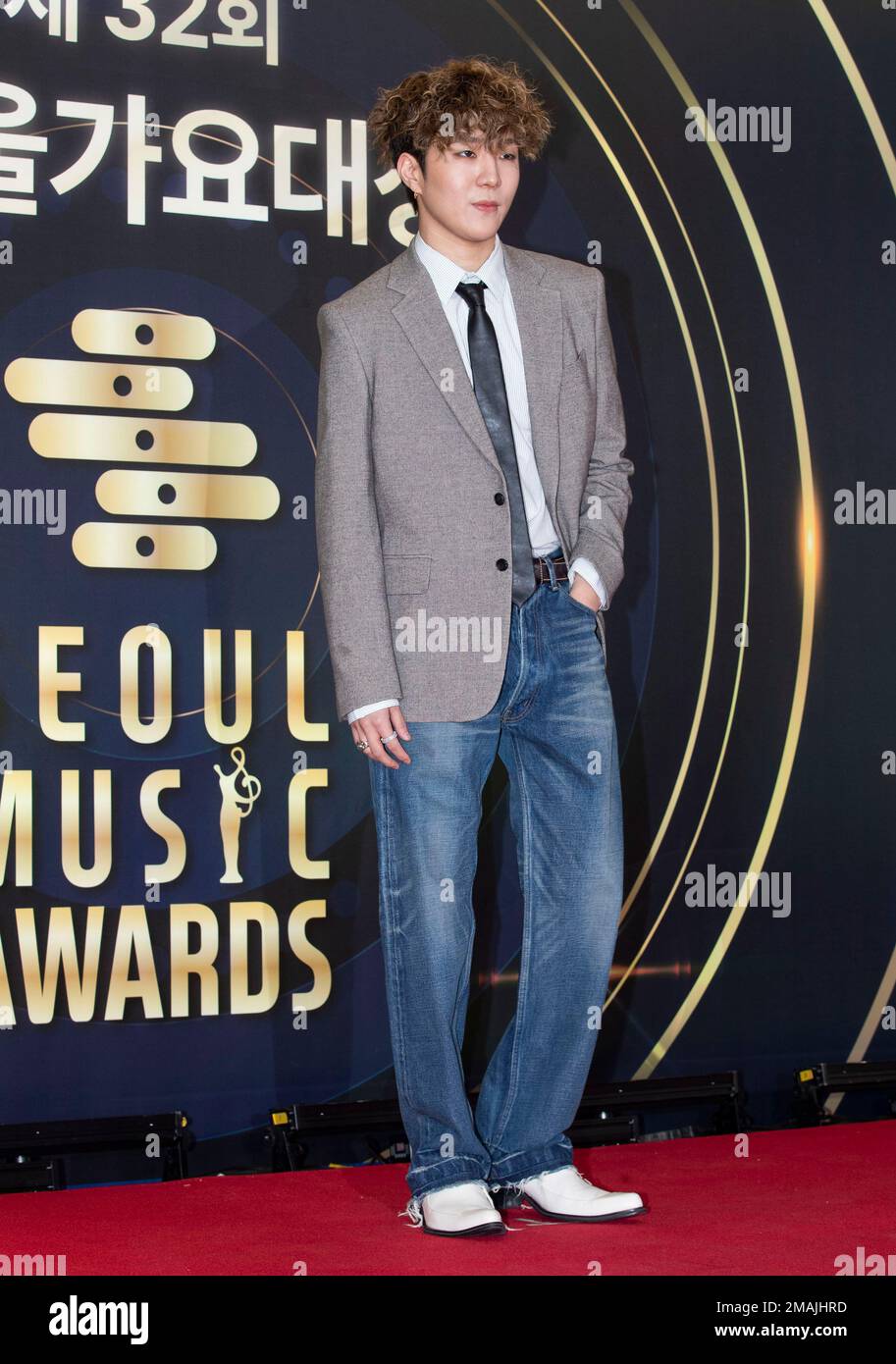 Seoul, South Korea. 19th Jan, 2023. South Korean singer BE'O, arrived ...