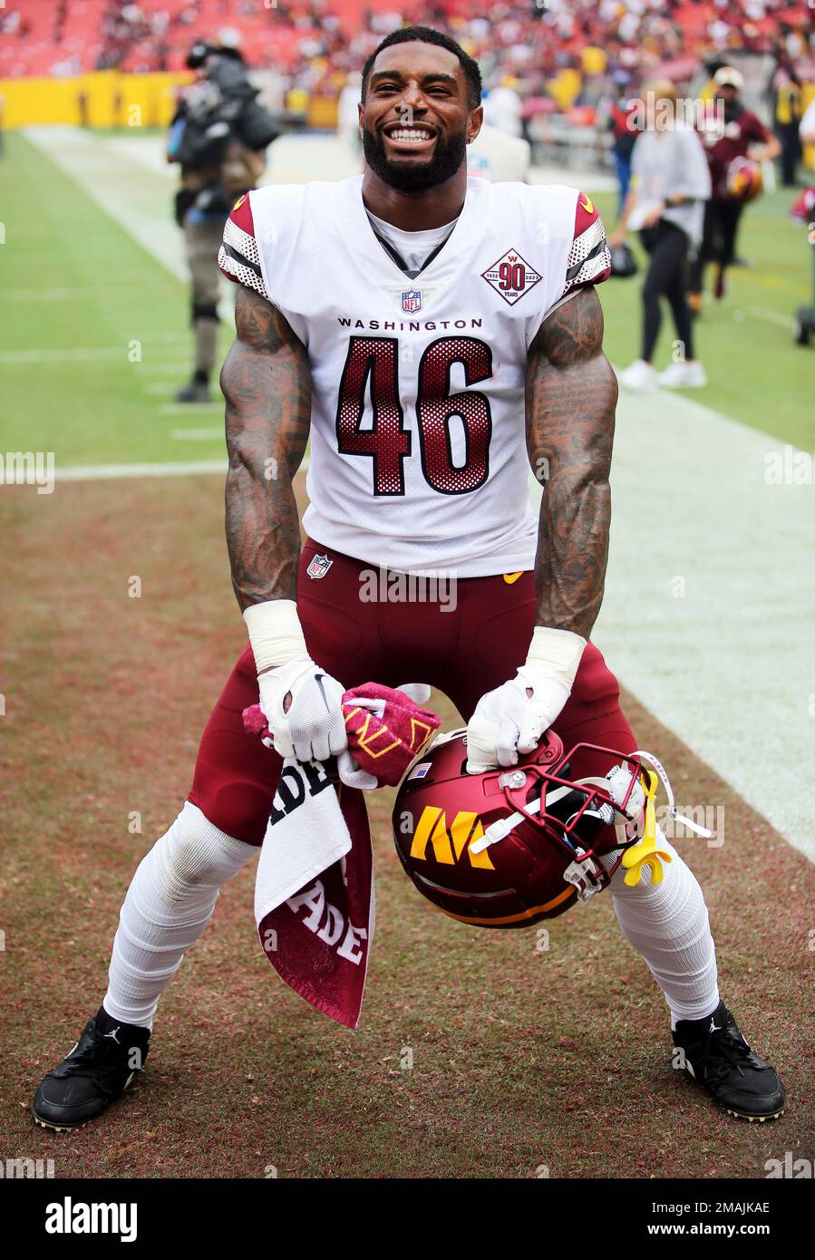 Washington Commanders linebacker Milo Eifler (46) celebrates after an ...