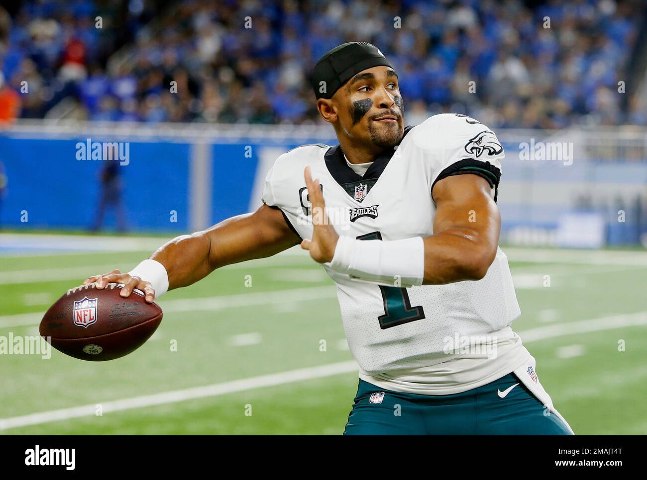 Philadelphia Eagles quarterback Jalen Hurts (1) passes the ball before ...