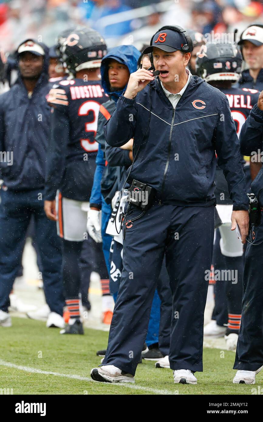 Chicago Bears head coach Matt Eberflus directs his team during the ...