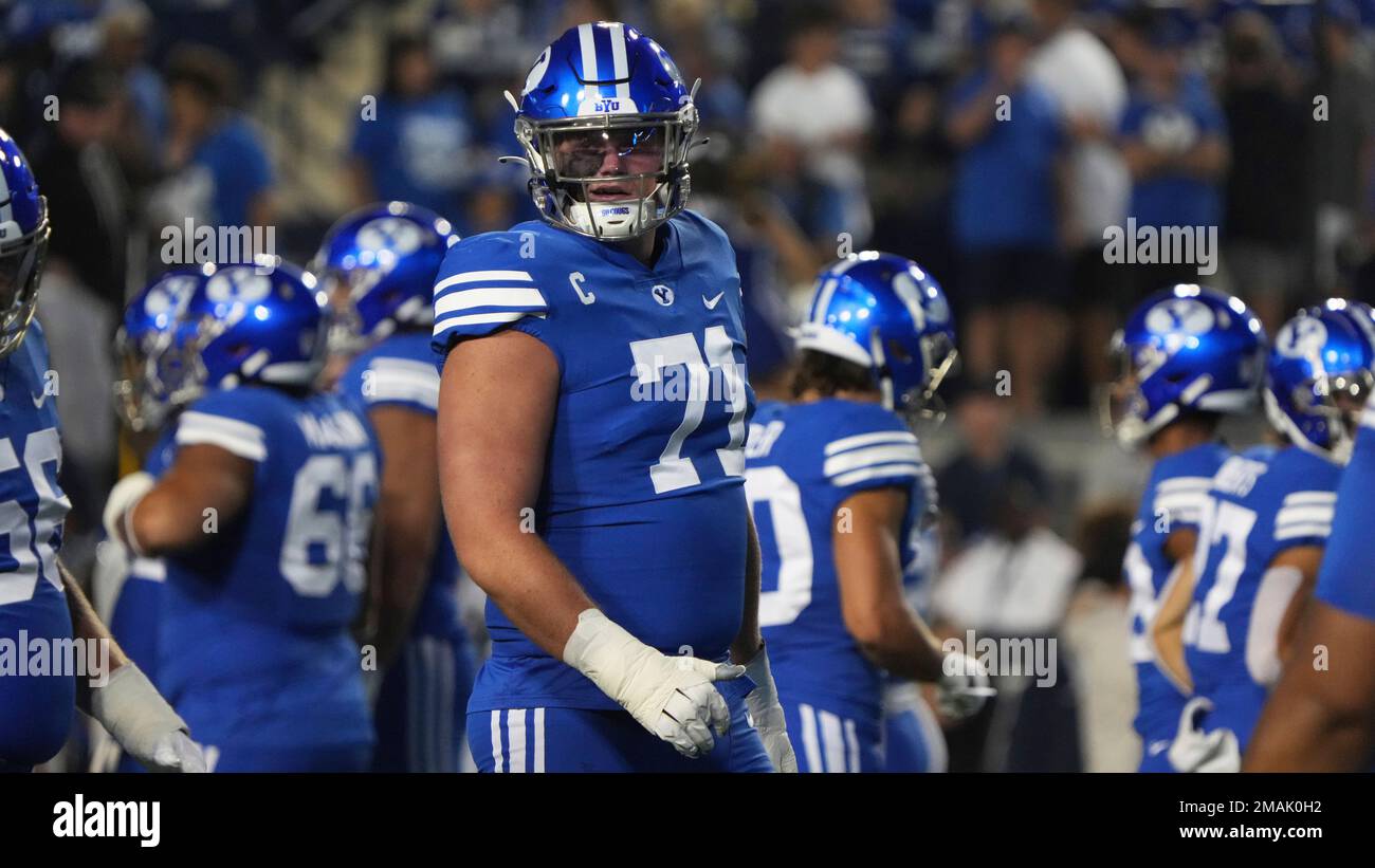 BYU offensive lineman Blake Freeland (71) warms up before an NCAA ...