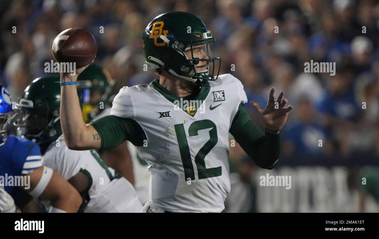 Baylor quarterback Blake Shapen (12) passes then ball in the second ...