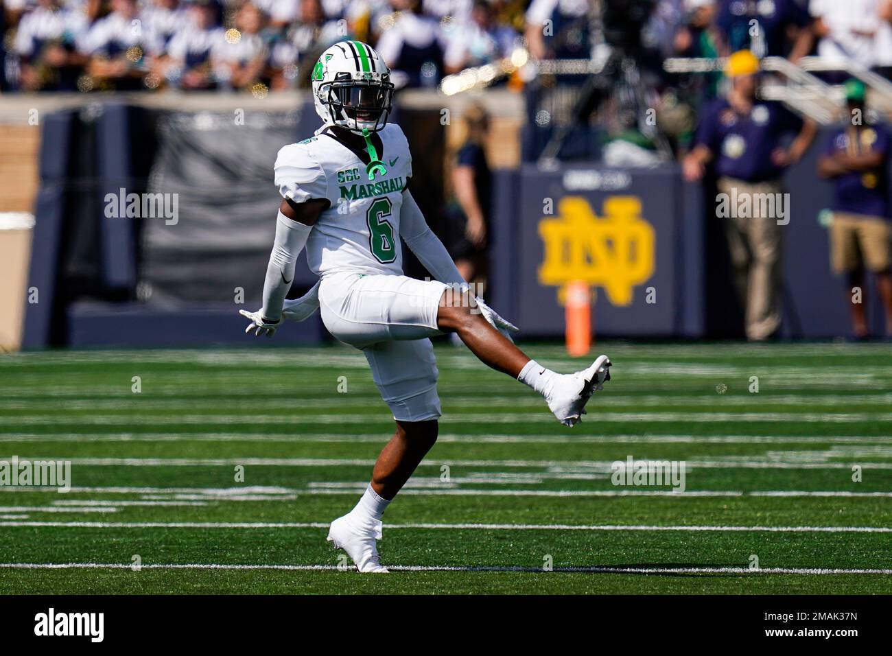 Marshall linebacker Abraham Beauplan (7) celebrates a sacks against ...