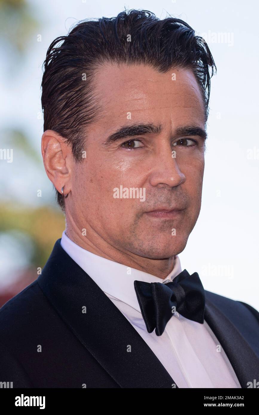 Colin Farrell poses for photographers upon arrival at the premiere of ...