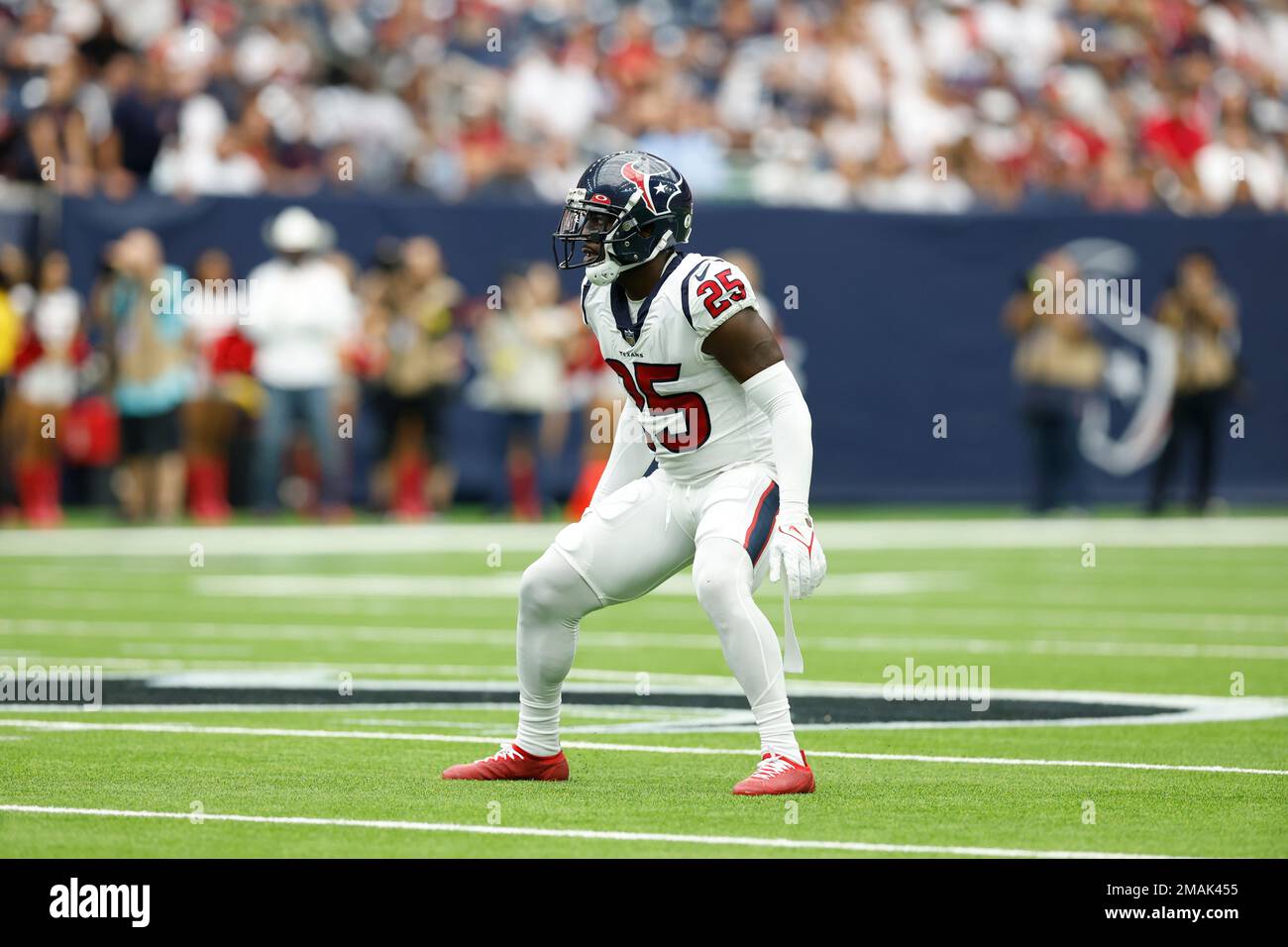 Houston Texans defensive back Desmond King II (25) during an NFL ...
