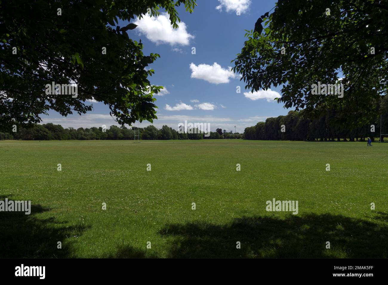 A warm, sunny day Pontcanna Fields, Cardiff 2023 Stock Photo - Alamy