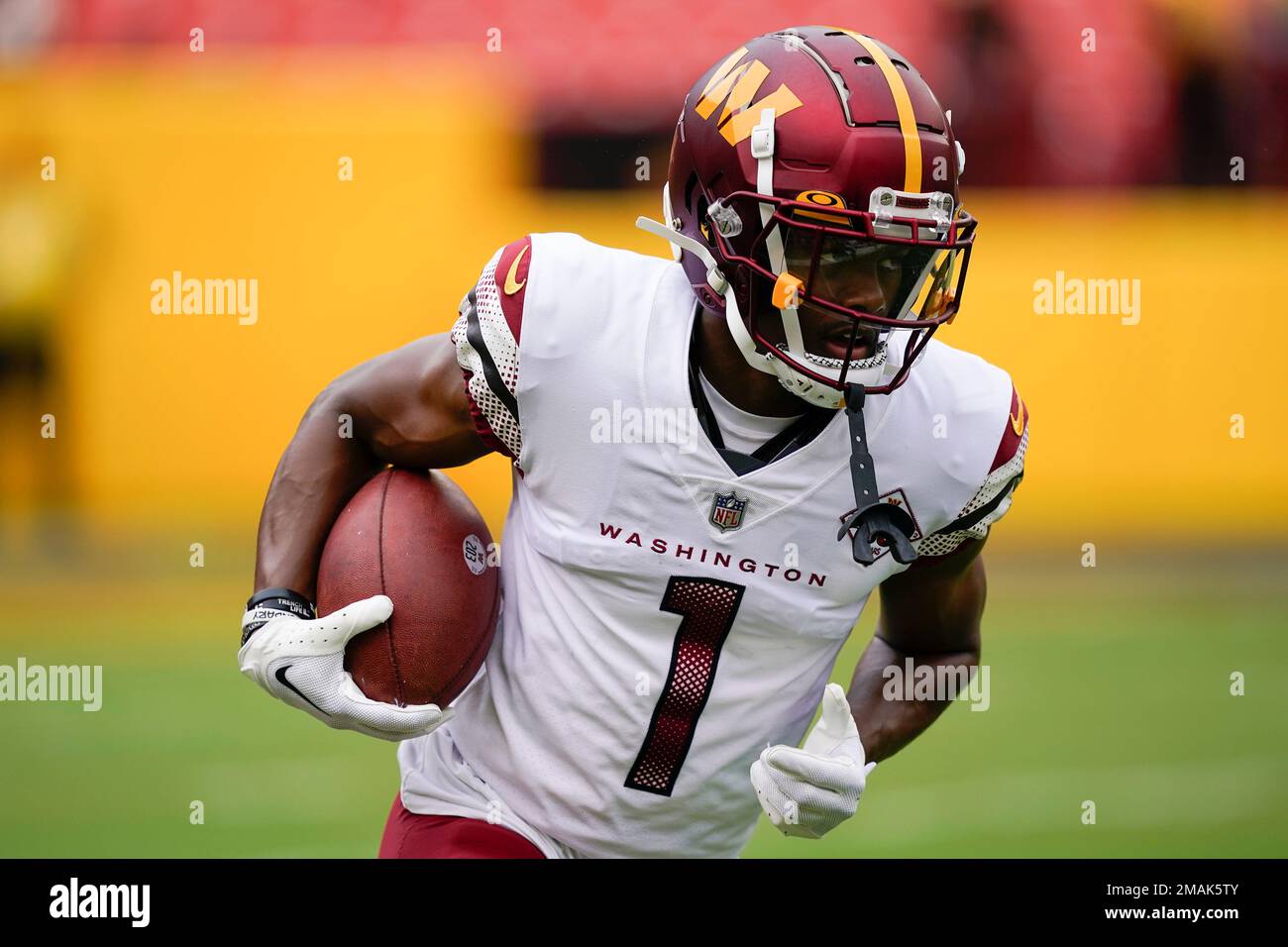 Washington Commanders wide receiver Jahan Dotson (1) running on the ...