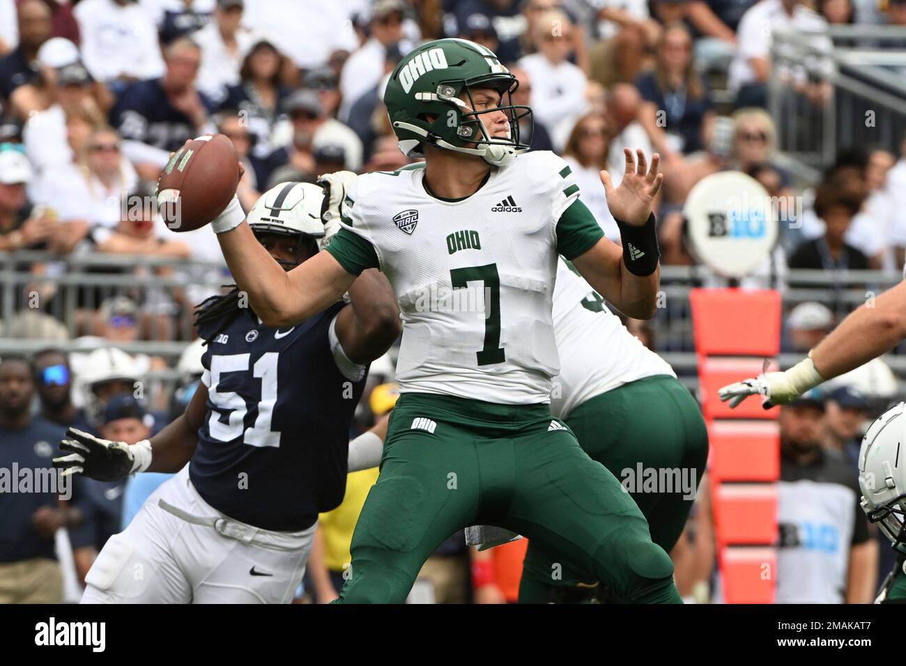 Ohio quarterback Kurtis Rourke (7) throws a pass against Penn State ...
