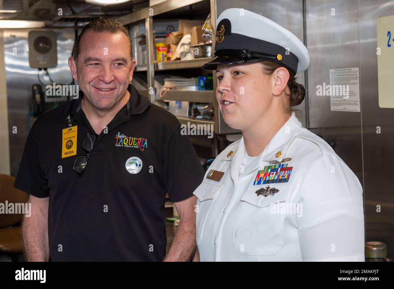 U s navy chief culinary specialist hi-res stock photography and images ...