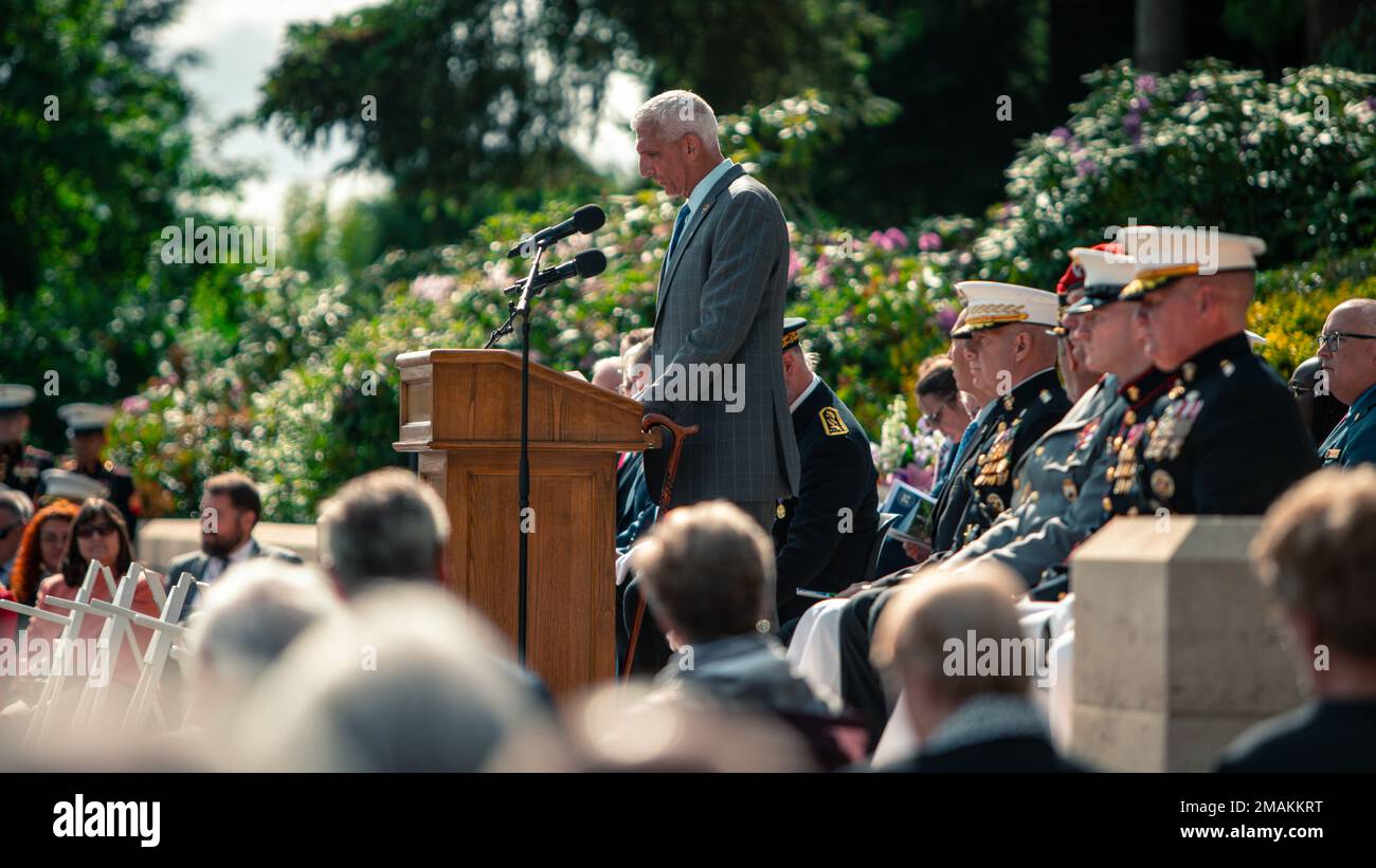 U.S. Army Retired Lt. Gen. Mark Hertling addresses the audience at a ...