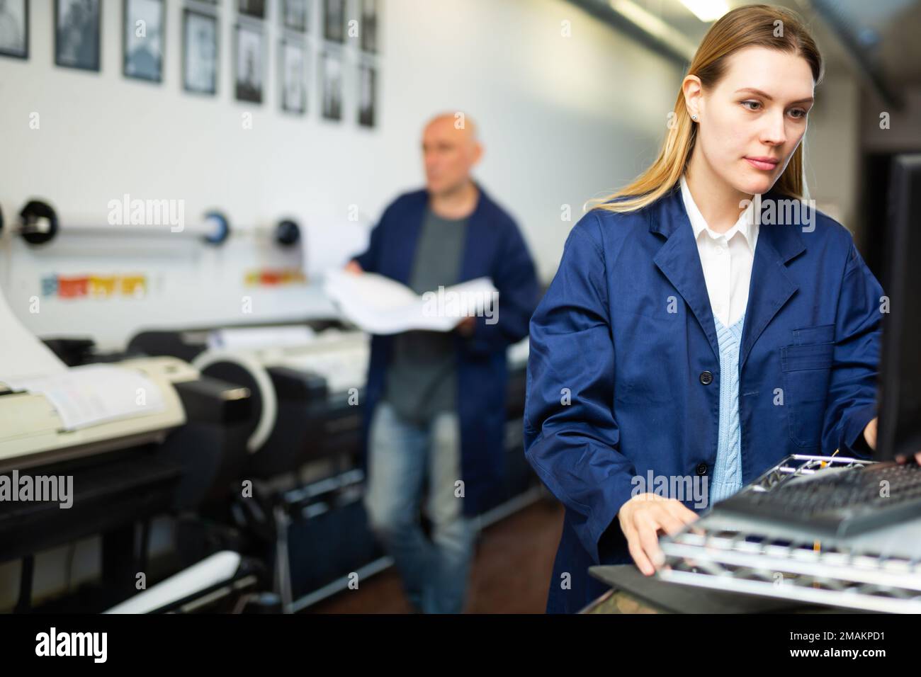 Plotter display hi-res stock photography and images - Alamy