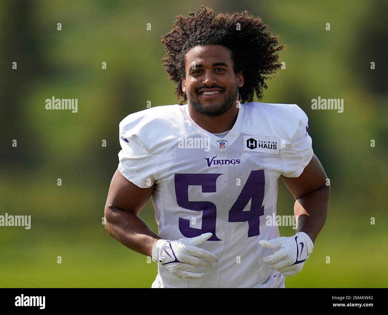 Eric Kendricks Bolts Buzz | Eric Kendricks Ranked 93rd On Annual NFL