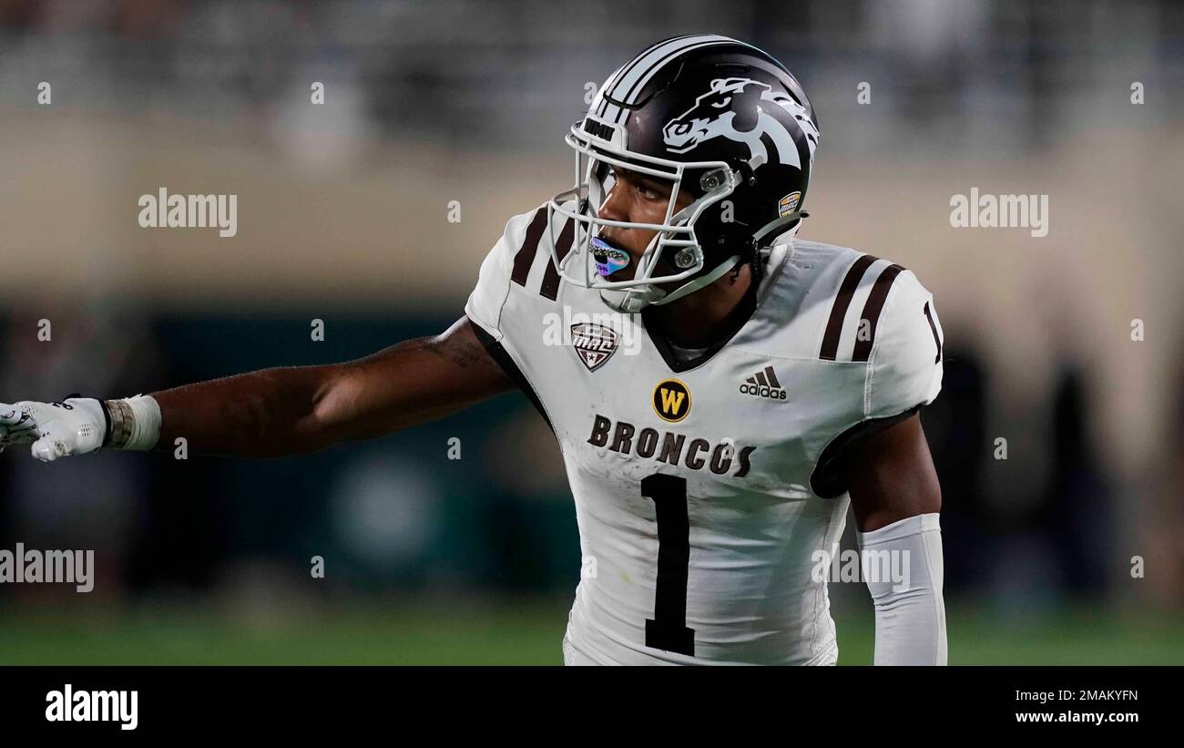 Western Michigan defensive lineman Andre Carter plays during an NCAA ...