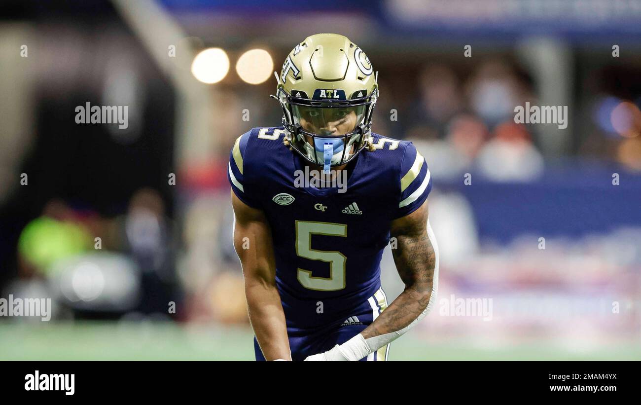 Georgia Tech's Kalani Norris (5) at the line of scrimmage during the ...