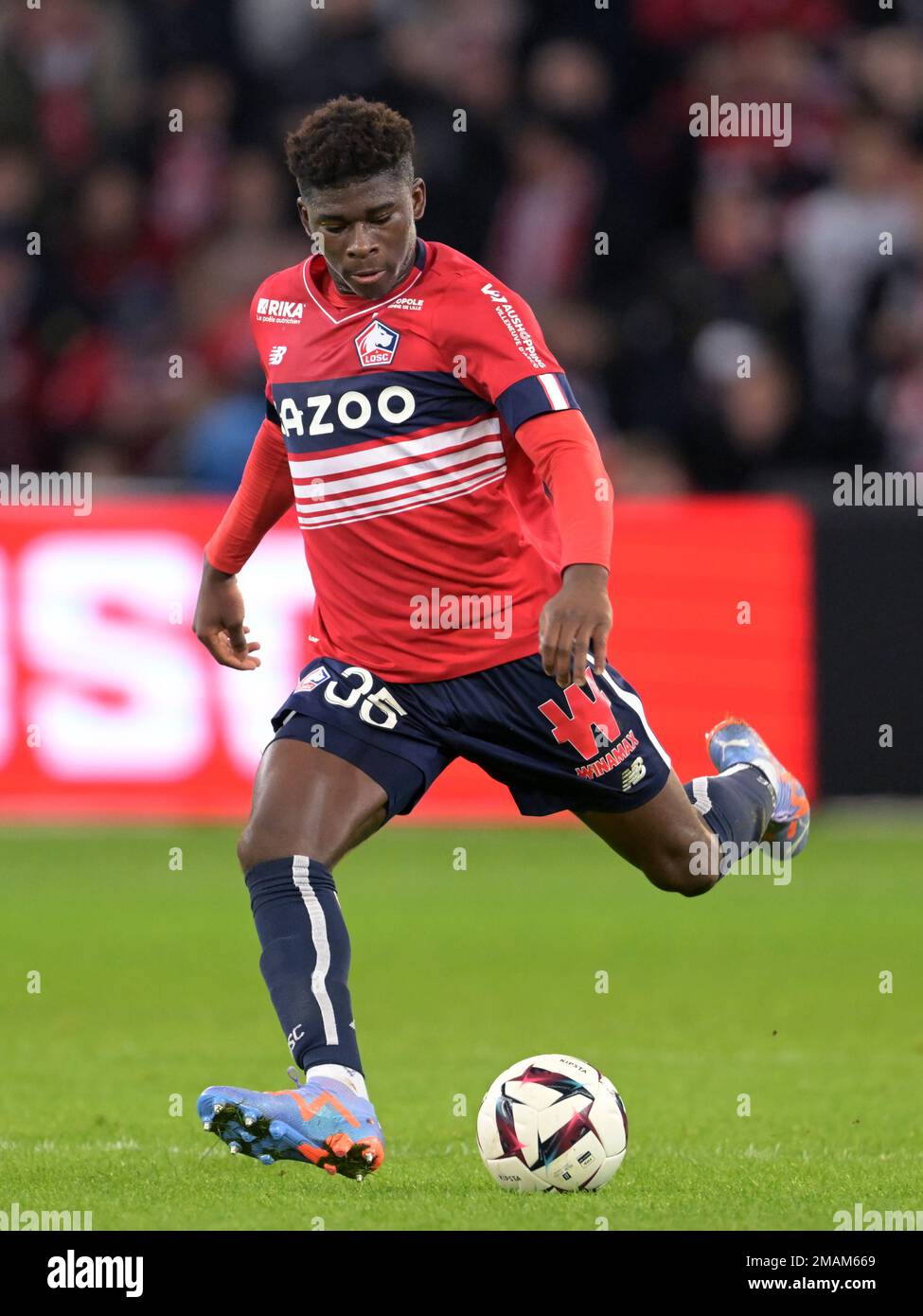 Carlos baleba ball hi-res stock photography and images - Alamy