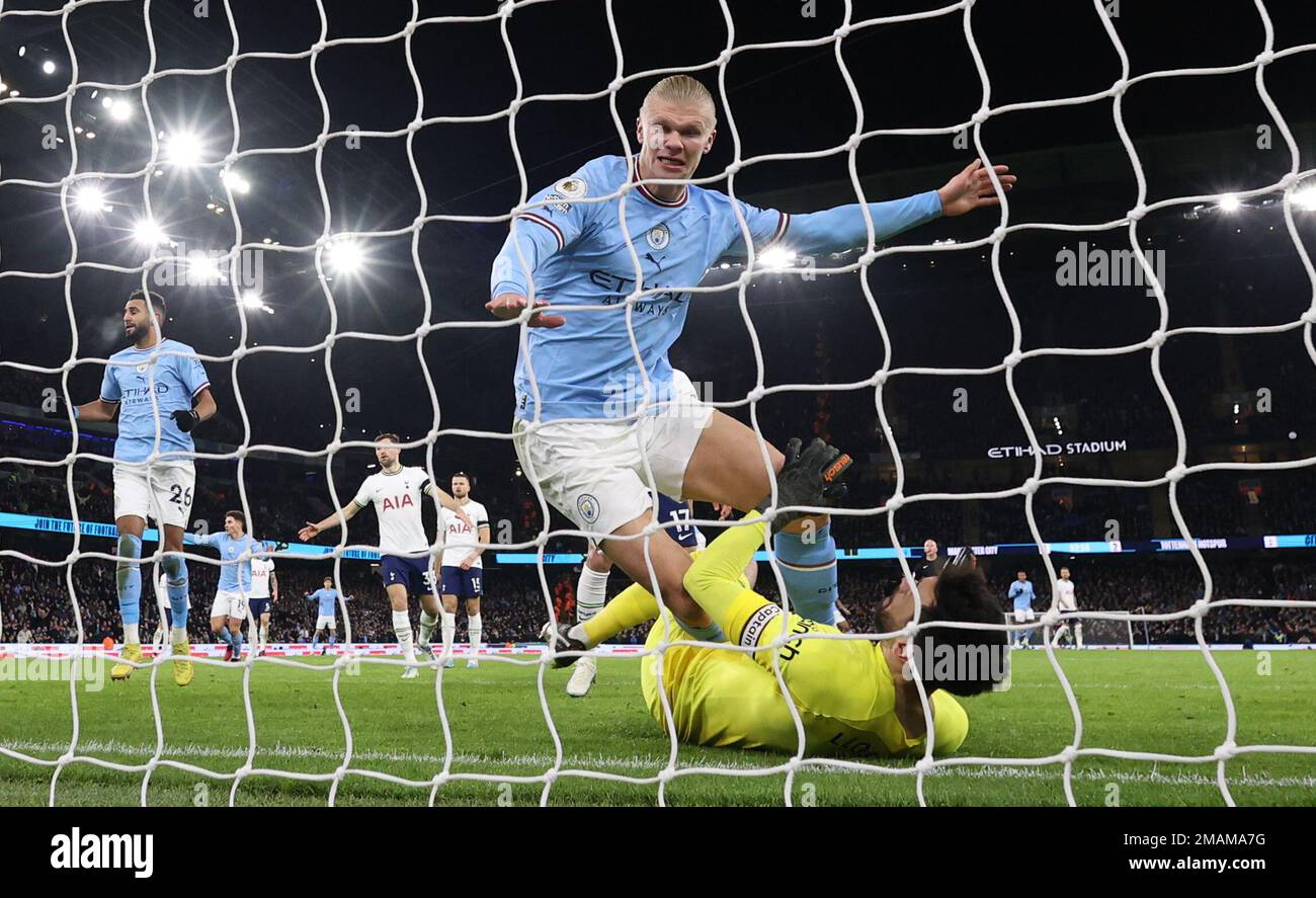 Haaland manchester city back hi-res stock photography and images - Alamy