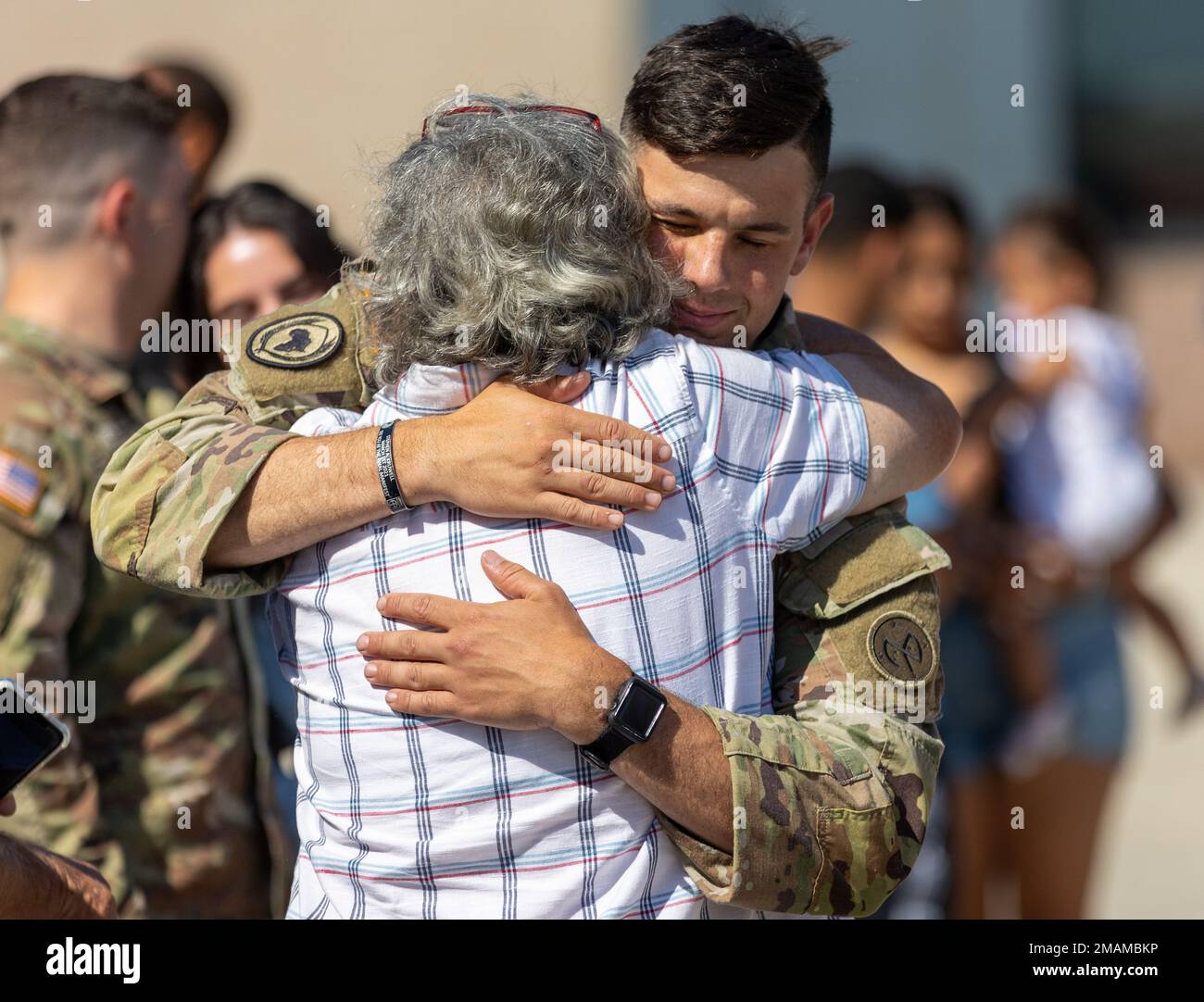 Members of Alpha Company 1st Battalion 182nd Infantry Regiment depart ...