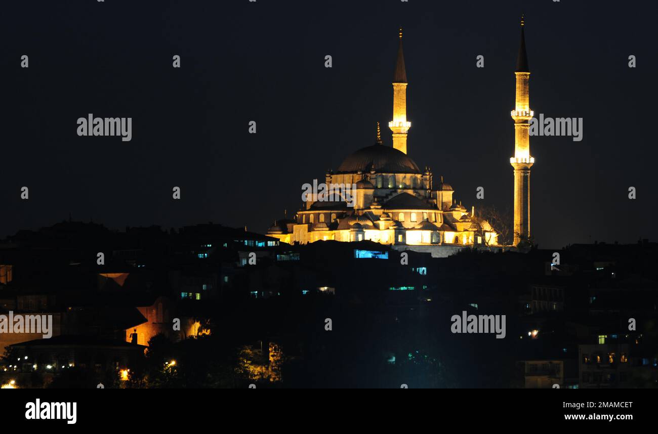 A nightscape view in Istanbul, Turkey Stock Photo - Alamy