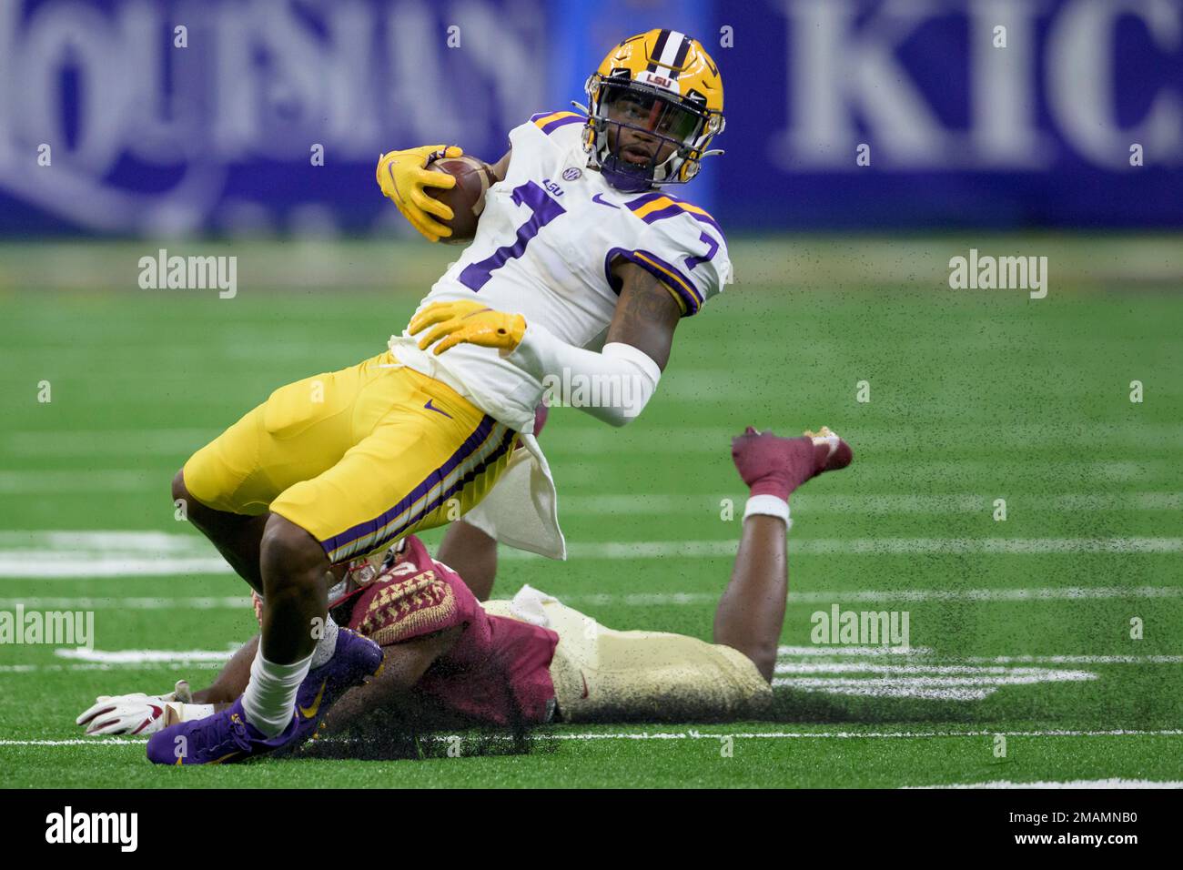 LSU wide receiver Kayshon Boutte (7) runs during the second half of an ...