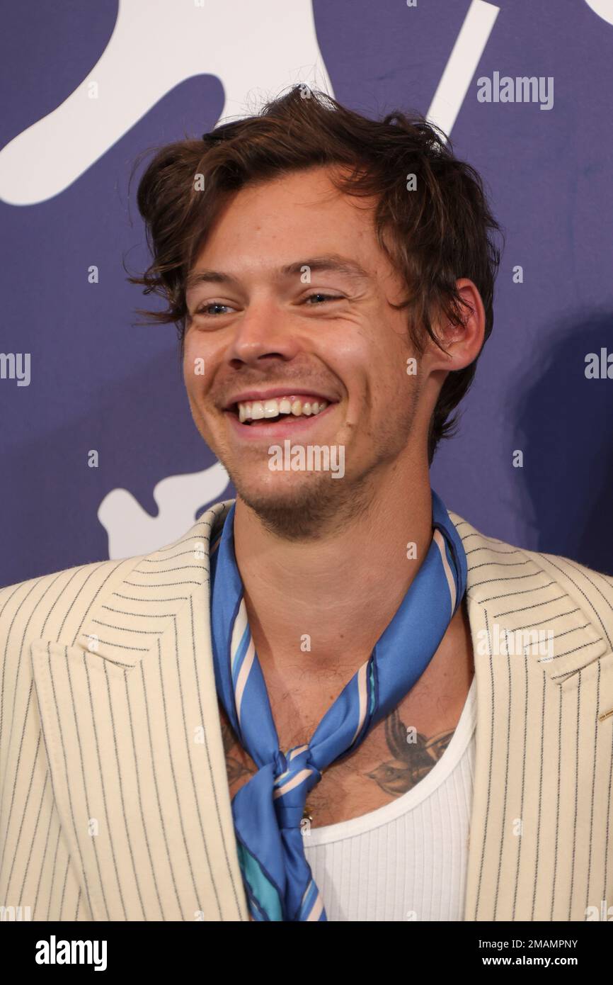 Harry Styles poses for photographers at the photo call for the film ...