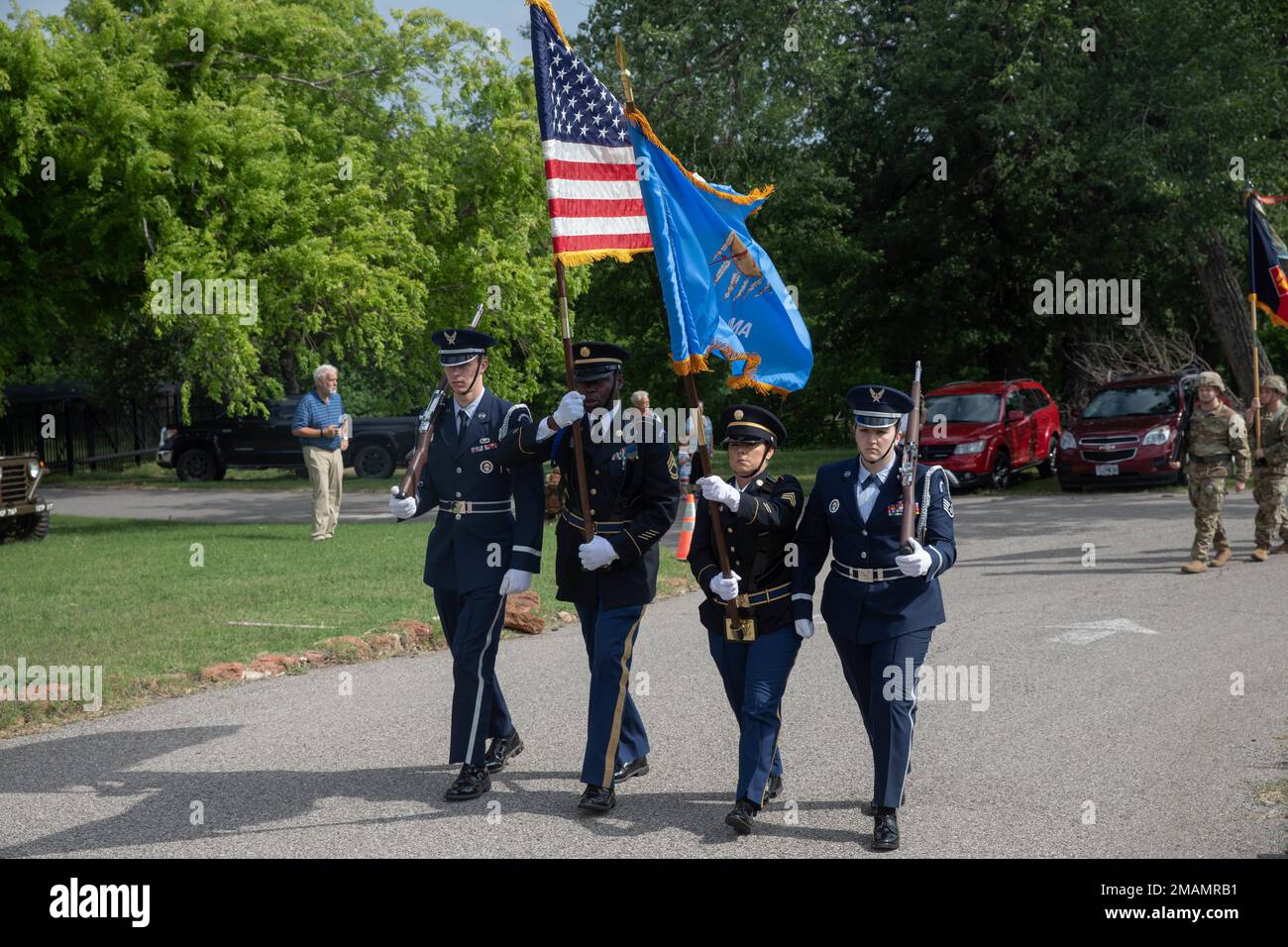 Armyguardceremonialformation hi-res stock photography and images - Alamy