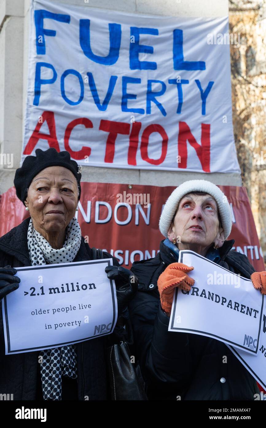 London, UK. 19 January, 2023. Campaigners from Fuel Poverty Action and the National Pensioners ...