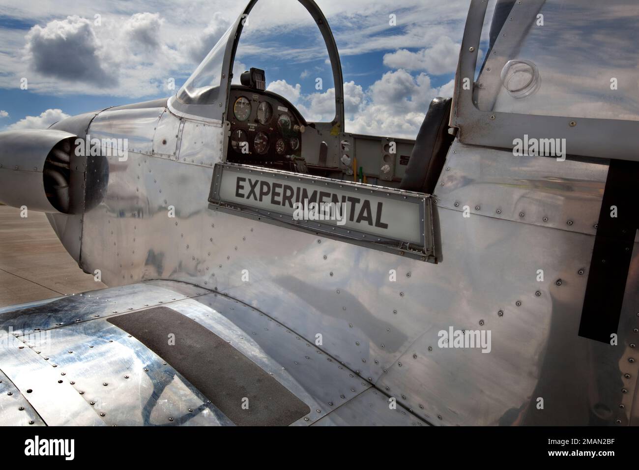 Experimental cockpit hi-res stock photography and images - Alamy